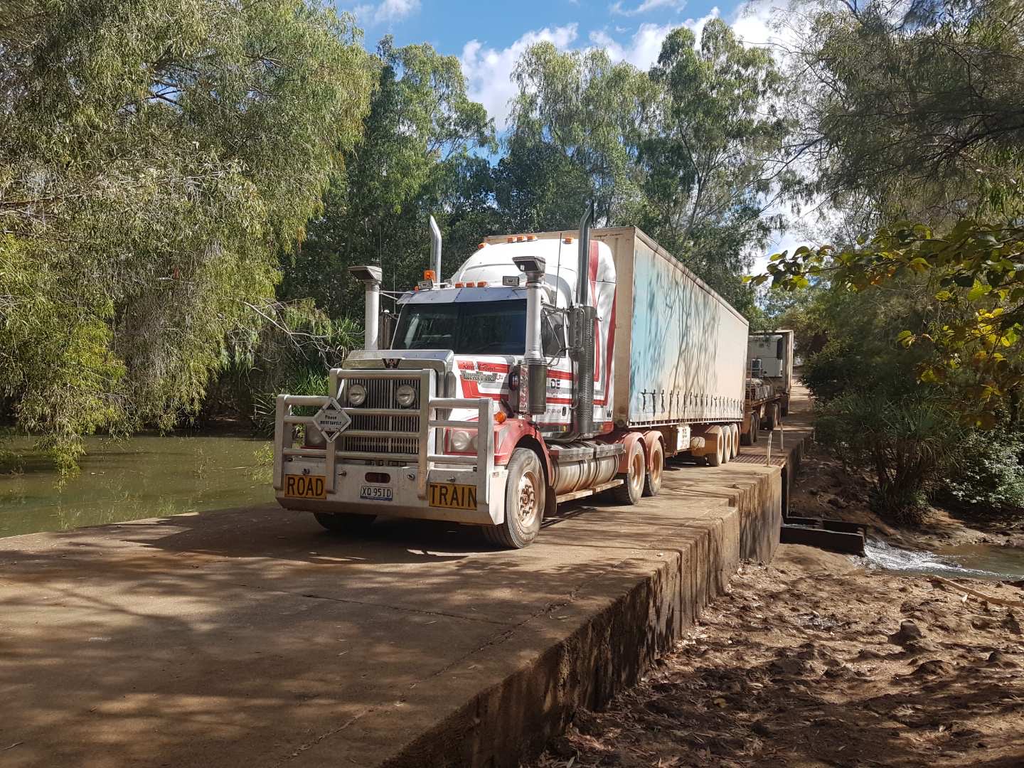 General Freight in Mount Isa | Kenlach Transport