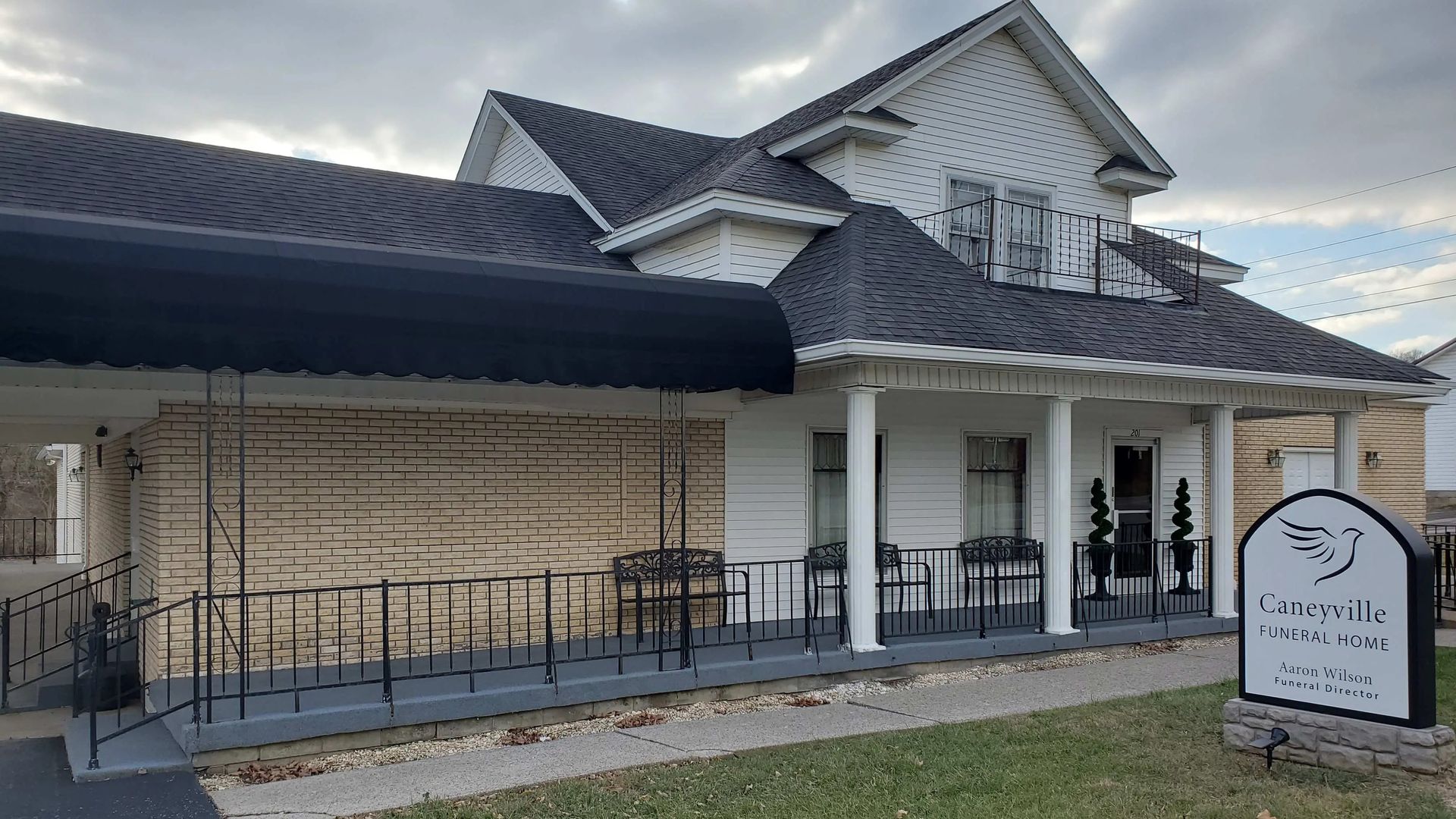 Caneyville Funeral Home | Caneyville, KY