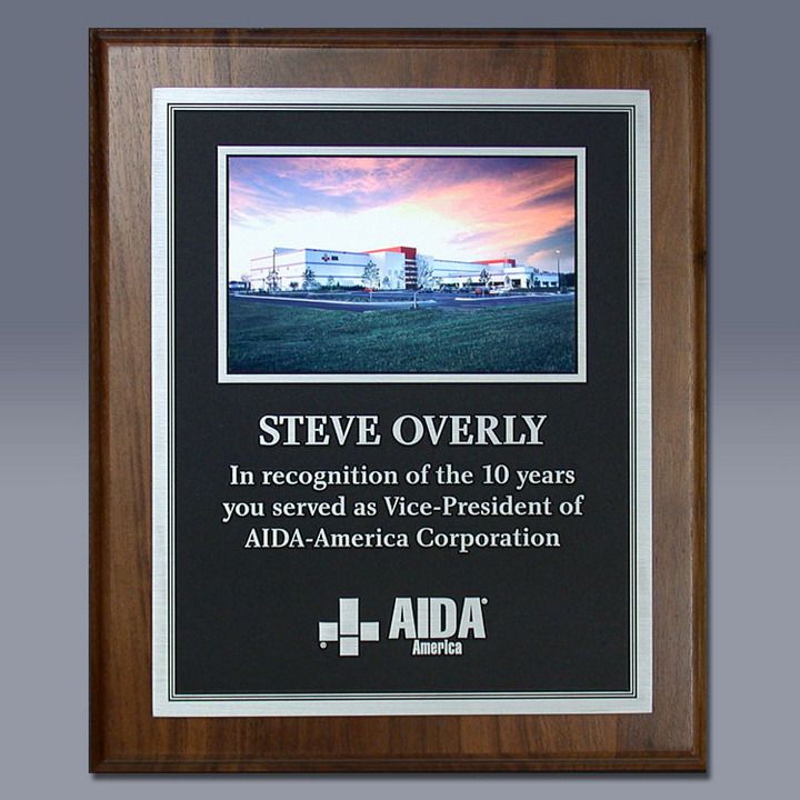 Recognition Awards and Plaques | Vivid Manufacturing