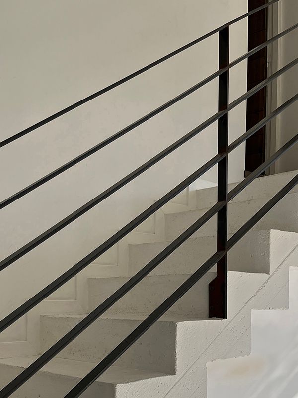 Railings come in many styles. What type is best for your stairs?