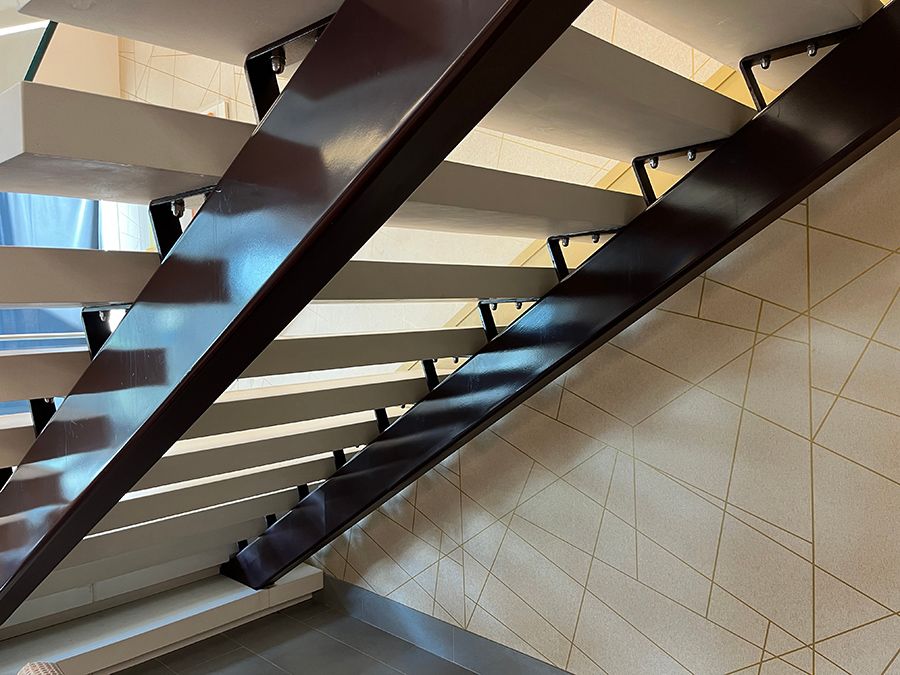 Custom floating stair options that will impress at lower prices.