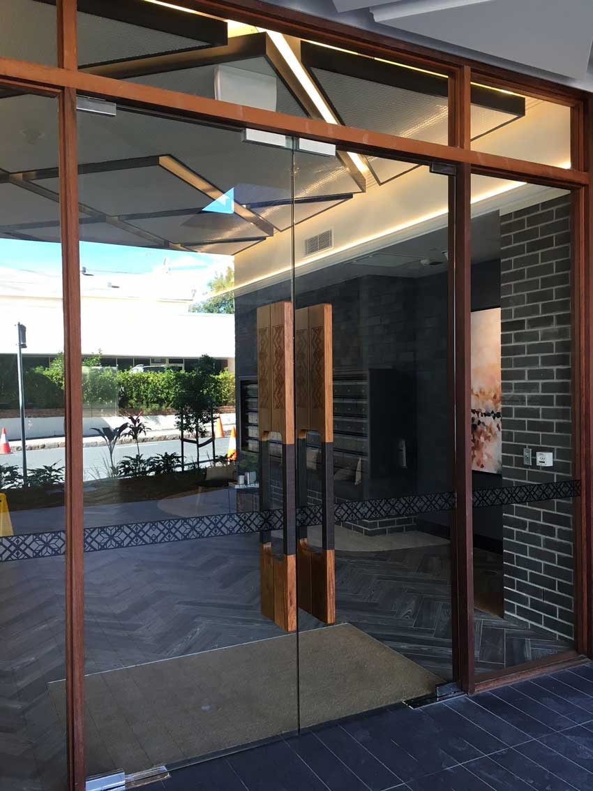 Glass Shopfronts – Gold Coast, QLD – Patterson Glass