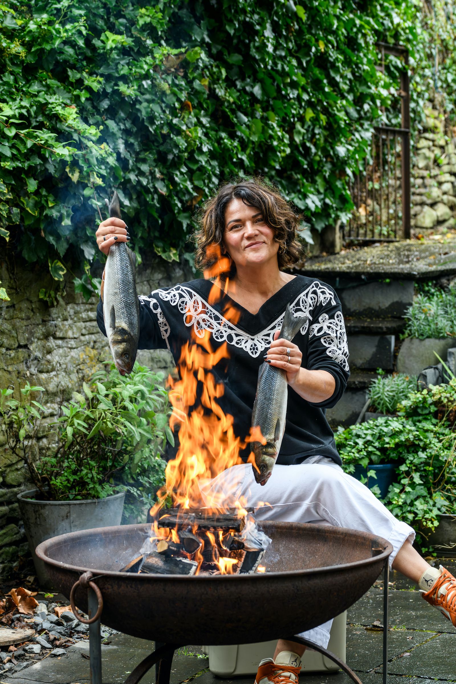 GENEVIEVE TAYLOR, AUTHOR, BARBECUE, FIRE COOK, BRISTOL FIRE SCHOOL