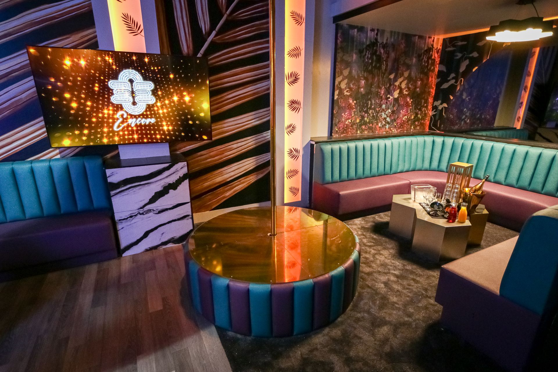 Encore Nightclub & XOXO Lounge | Charlotte, NC