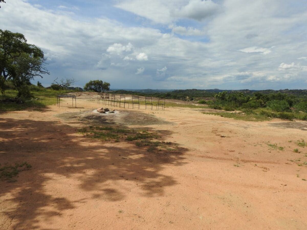 Campsite Accommodation | Farmhouse | Matopos