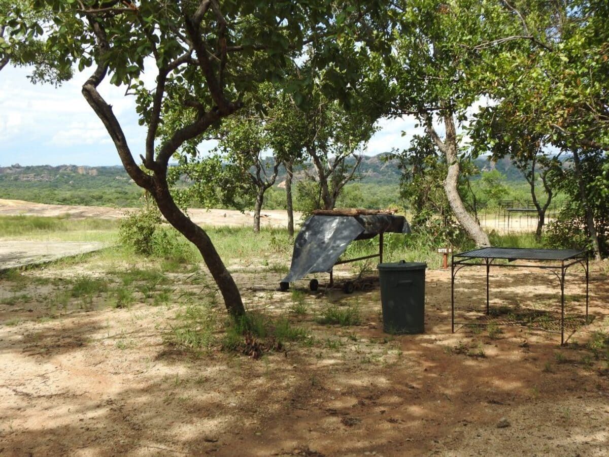 Campsite Accommodation | Farmhouse | Matopos