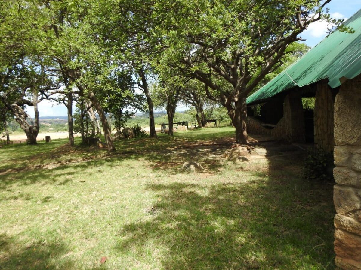 Campsite Accommodation | Farmhouse | Matopos