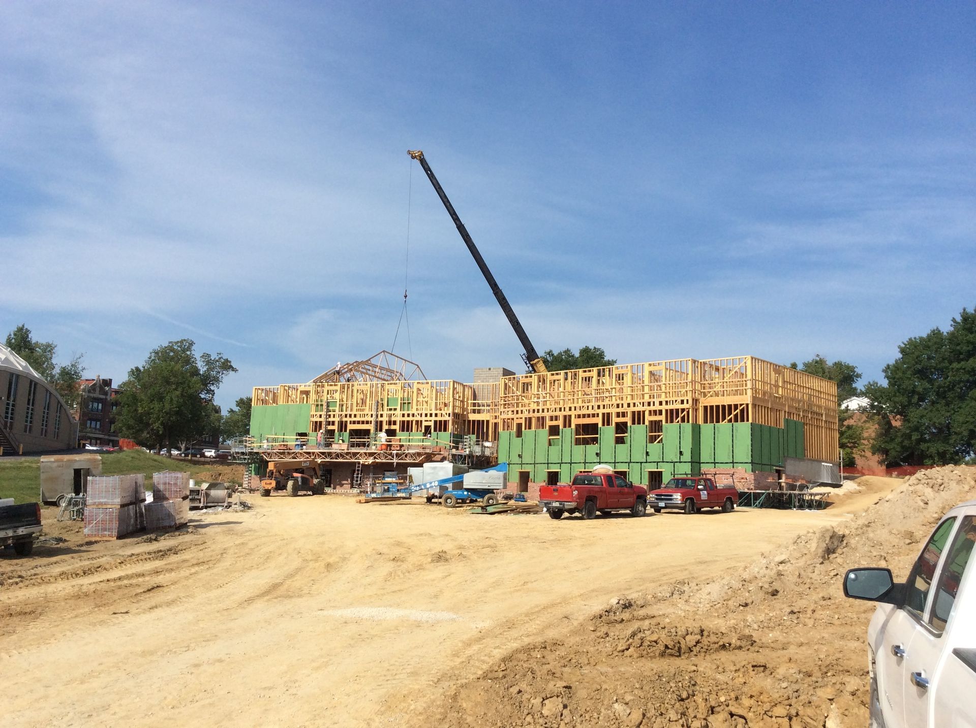 Guide to Choosing A Commercial Contractor | PCE Construction