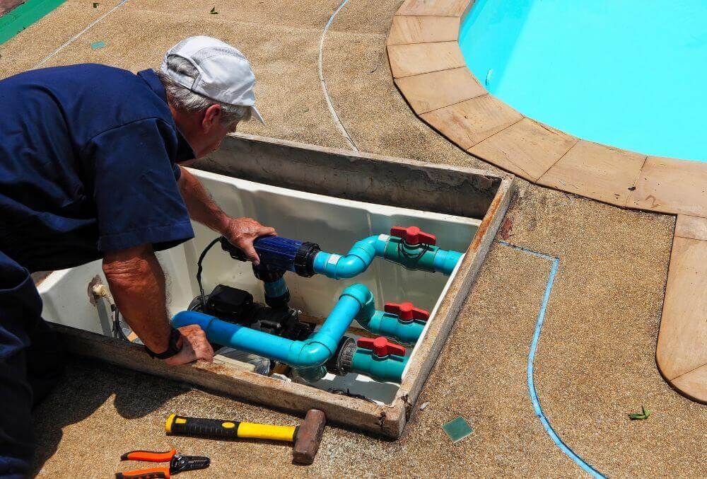 Heintz Pool & Spa : Custom Pool Builder St. Louis, MO