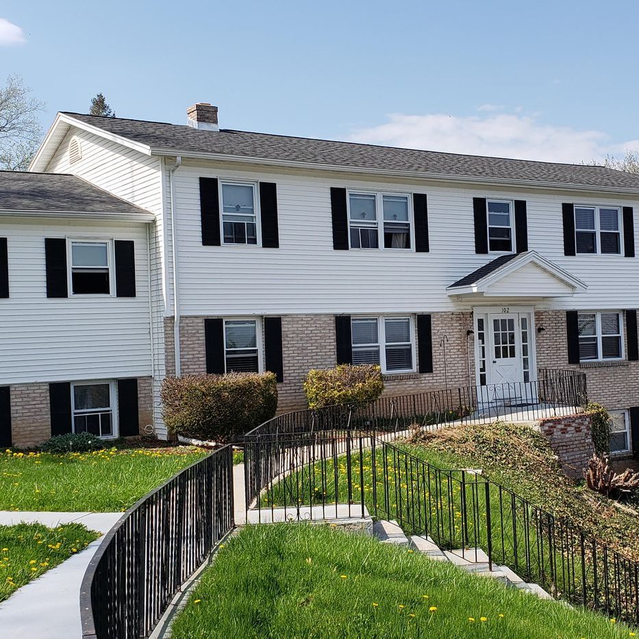 Maison Management | Rochester, NY