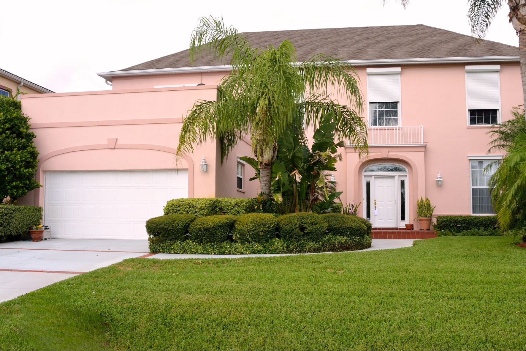 The Power of Pink: Transforming Interiors And Exteriors