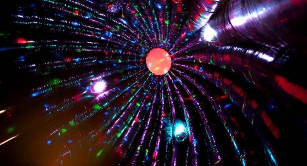 Disco Springkasteel | Springkasteelverhuur Rijkevorsel