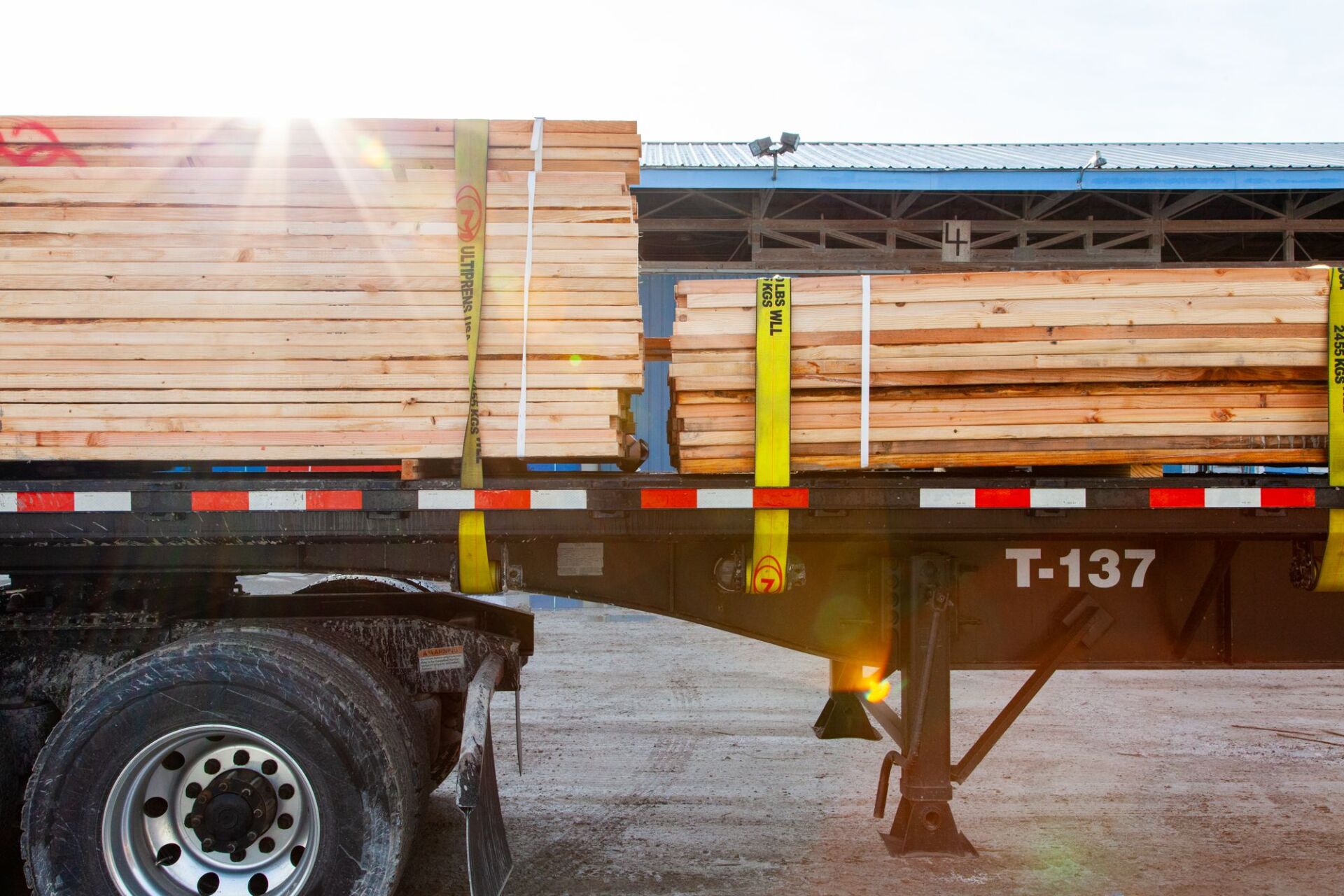 Home [pixleylumber.com]