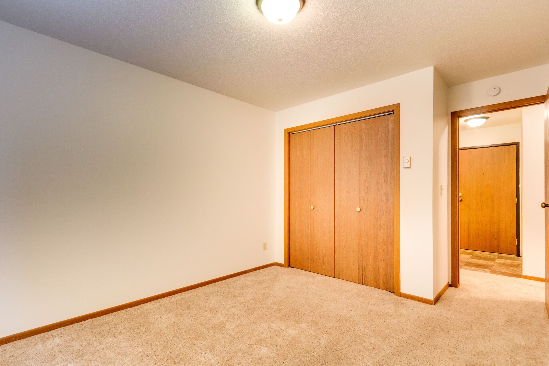 Property Details | Oakwood Apartments | Fargo, ND