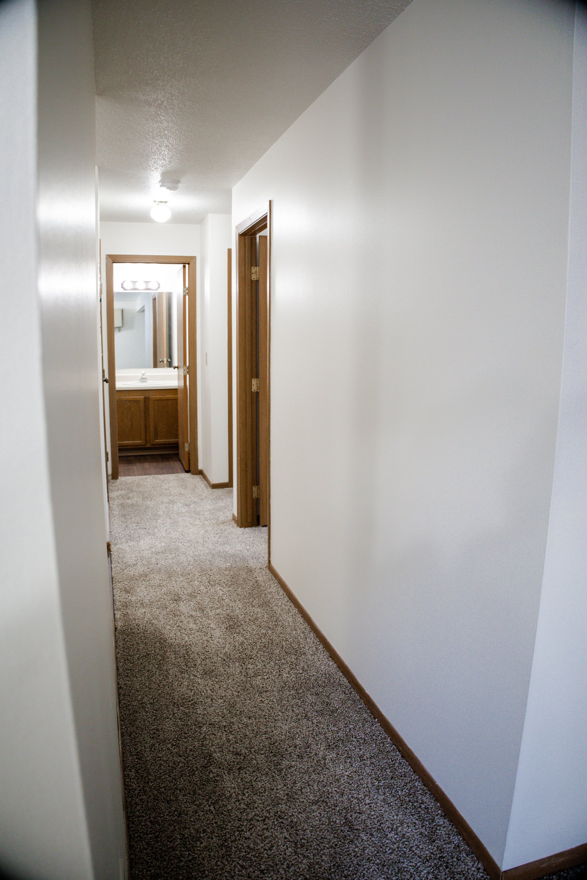 Property Details | Oakwood Apartments | Fargo, ND