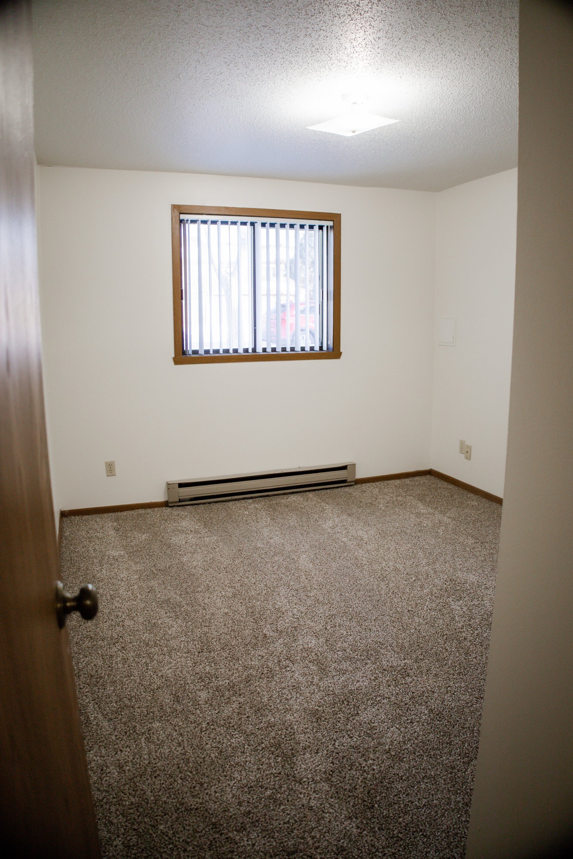 Property Details | Oakwood Apartments | Fargo, ND
