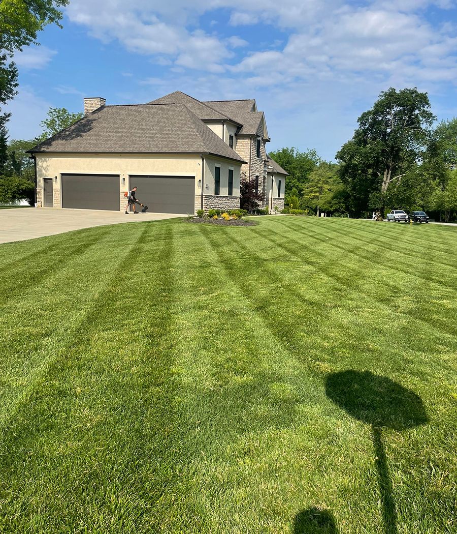Lawn Mowing Services in Columbus OH | Professional Lawn Mowers in Columbus | Grounded ...