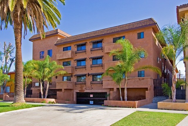 Trojan Buildings | Off-Campus Housing at USC