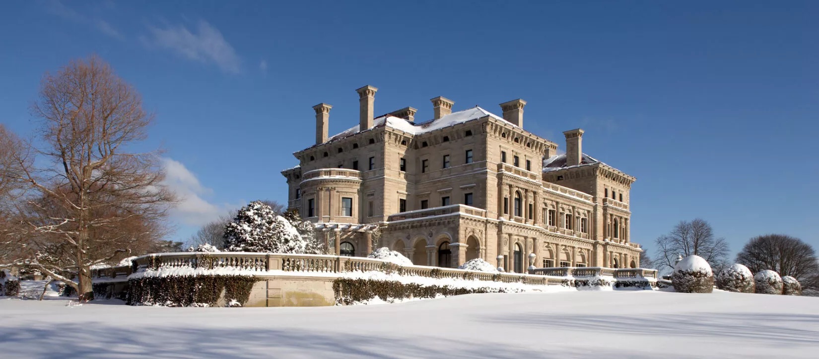 Explore | Rhea's Inn by the Sea | Newport, RI