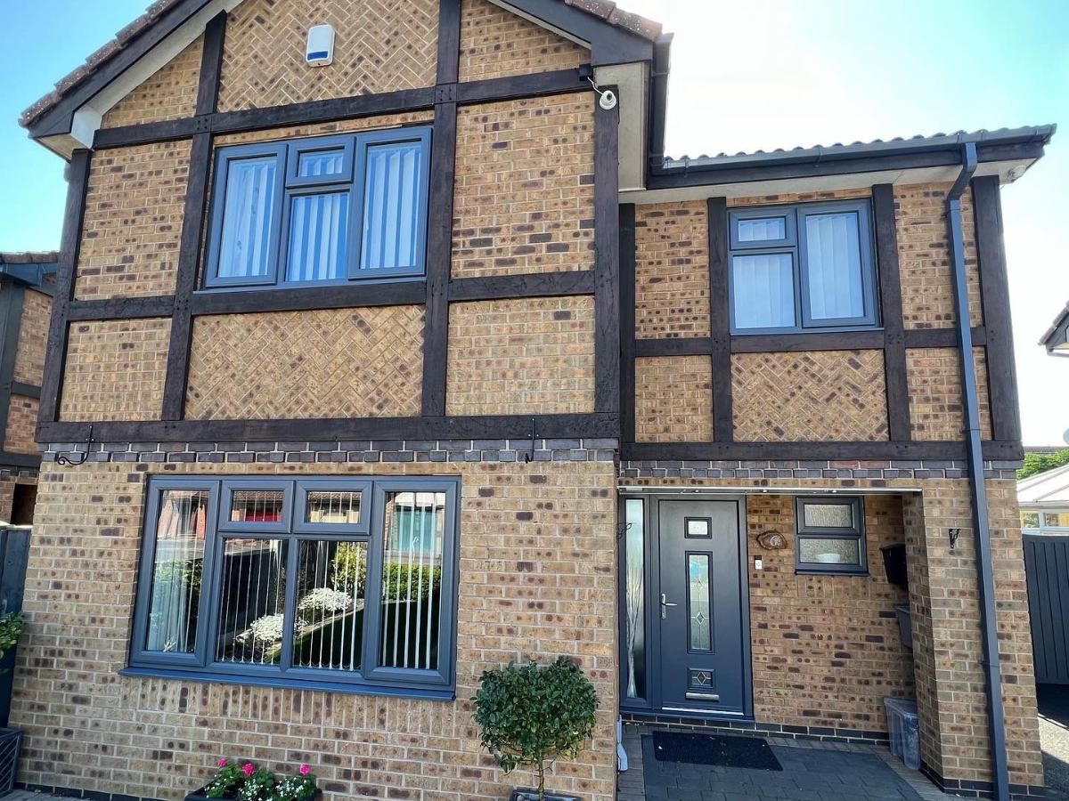 UPVC Window Spraying | Window Sprayers - Spray Maestro