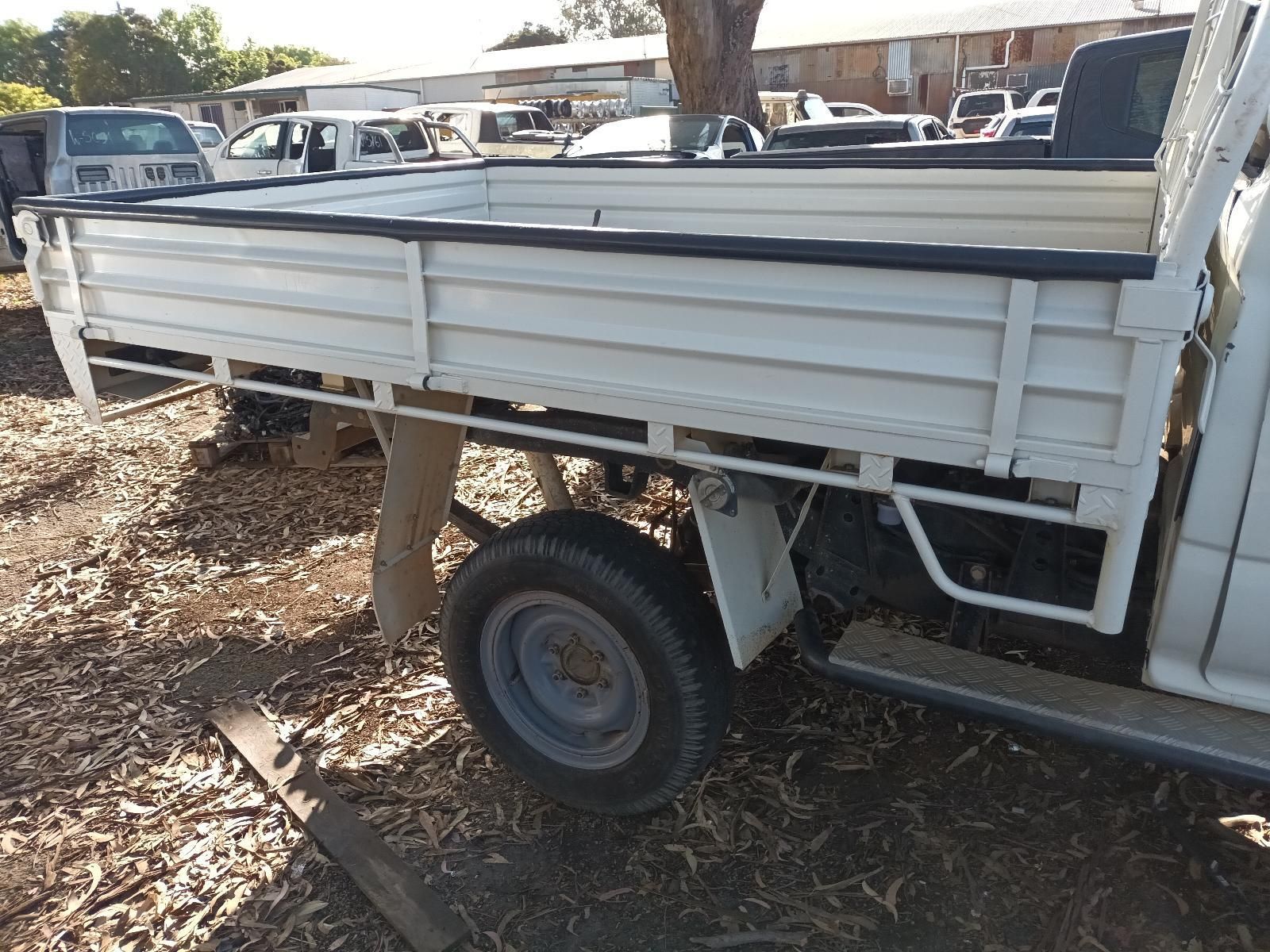 TOYOTA HILUX RN105 SINGLE CAB 22R 2.4L PETROL MANUAL 1996 W-5218