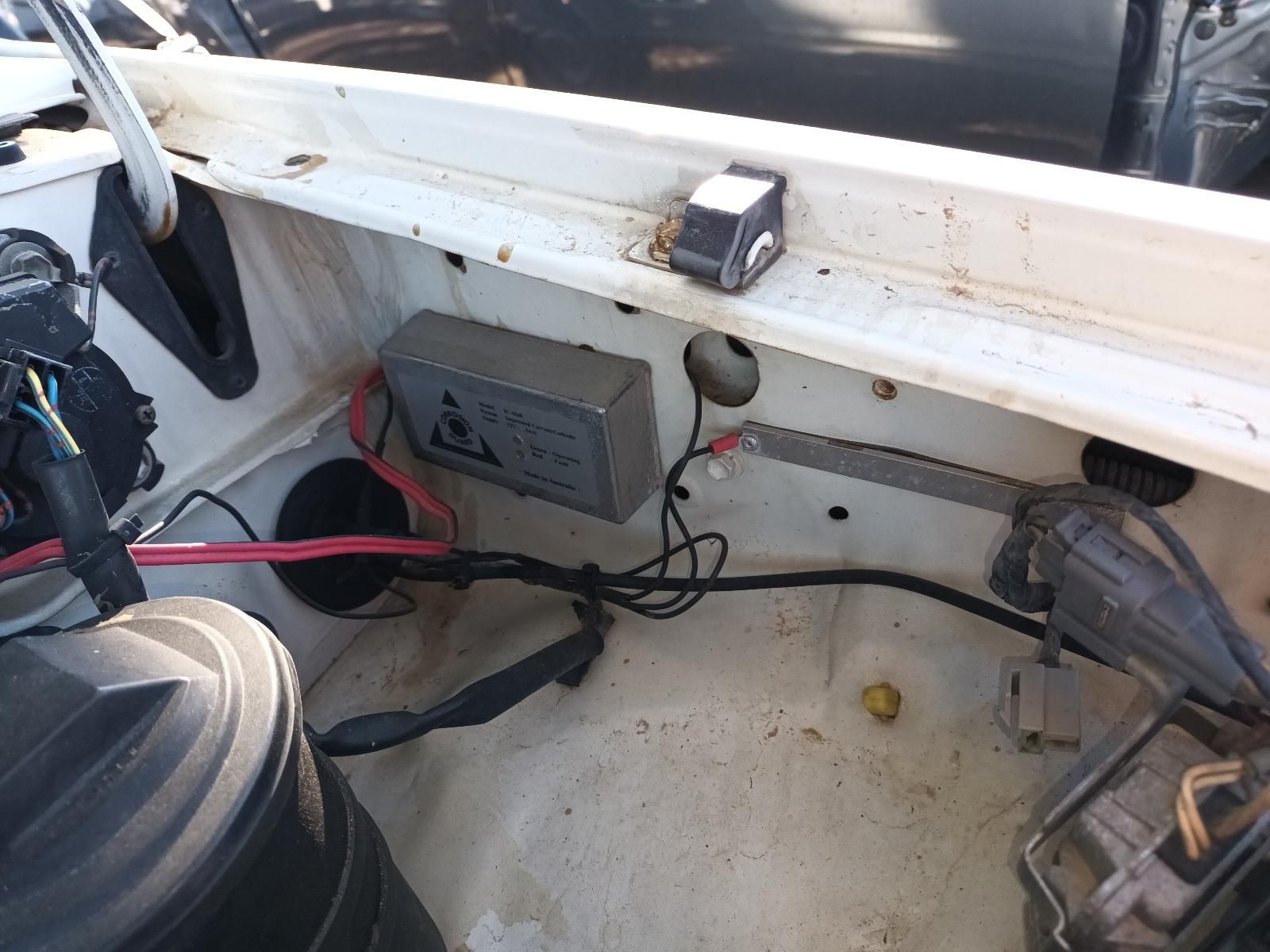 TOYOTA HILUX RN105 SINGLE CAB 22R 2.4L PETROL MANUAL 1996 W-5218