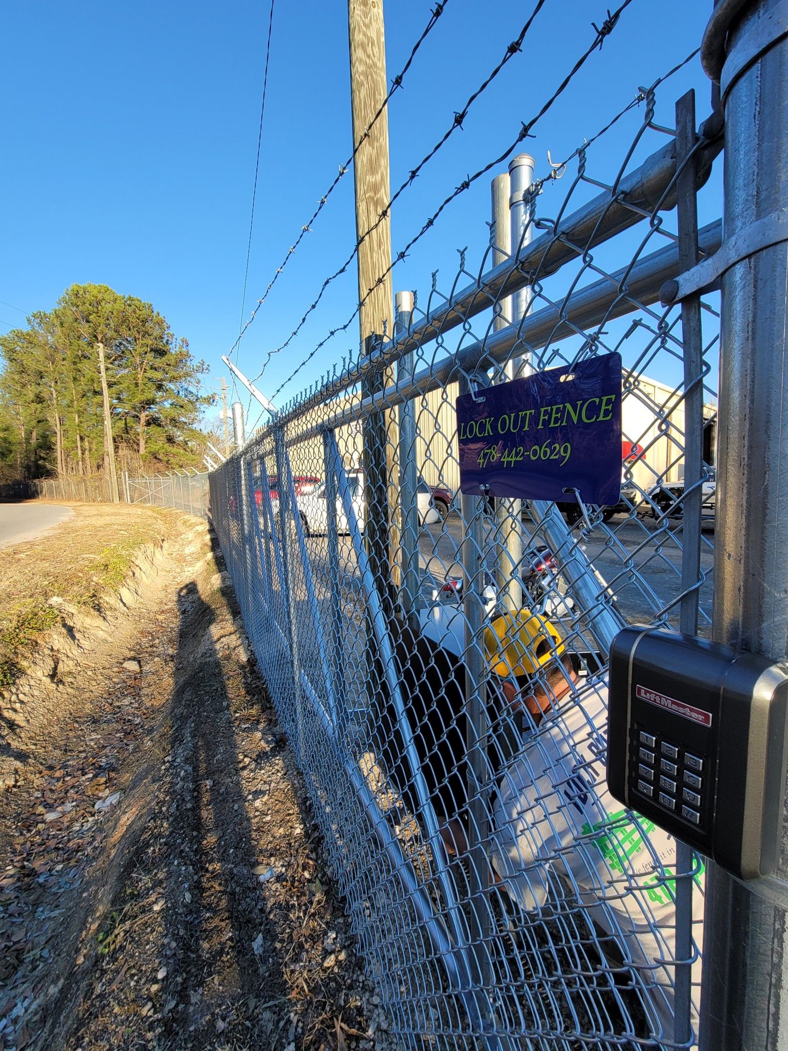Residential Fencing in Warner Robins, GA | Lock Out Fence