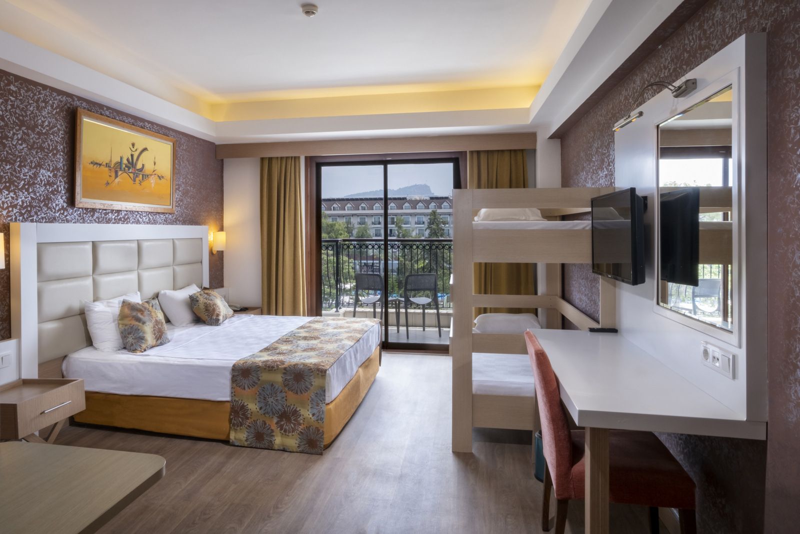 Fore Resort & Spa | Best Rate Guarantee