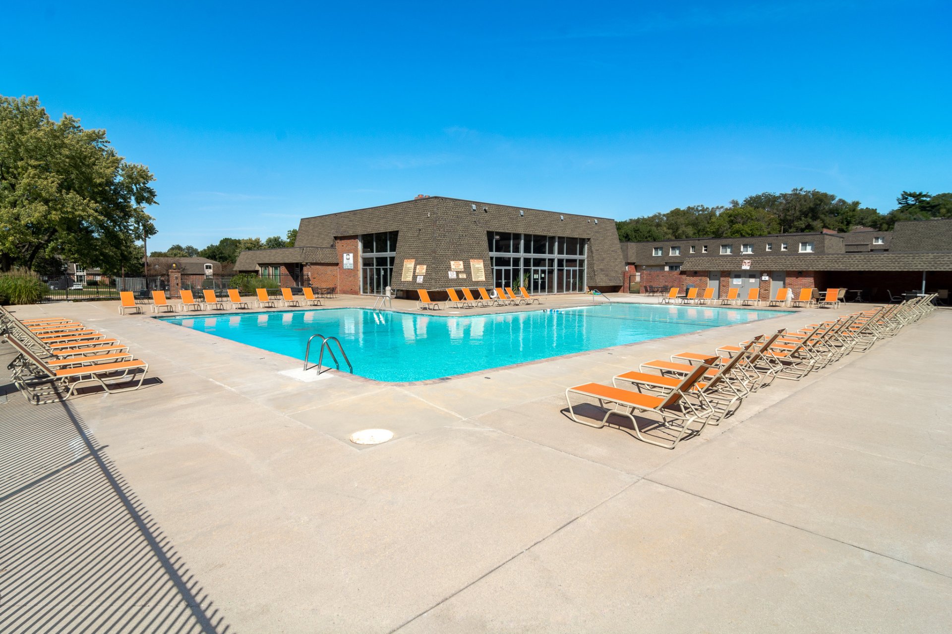 CITADEL APARTMENTS & TOWNHOMES -Resort-Style Apartment Living in ...