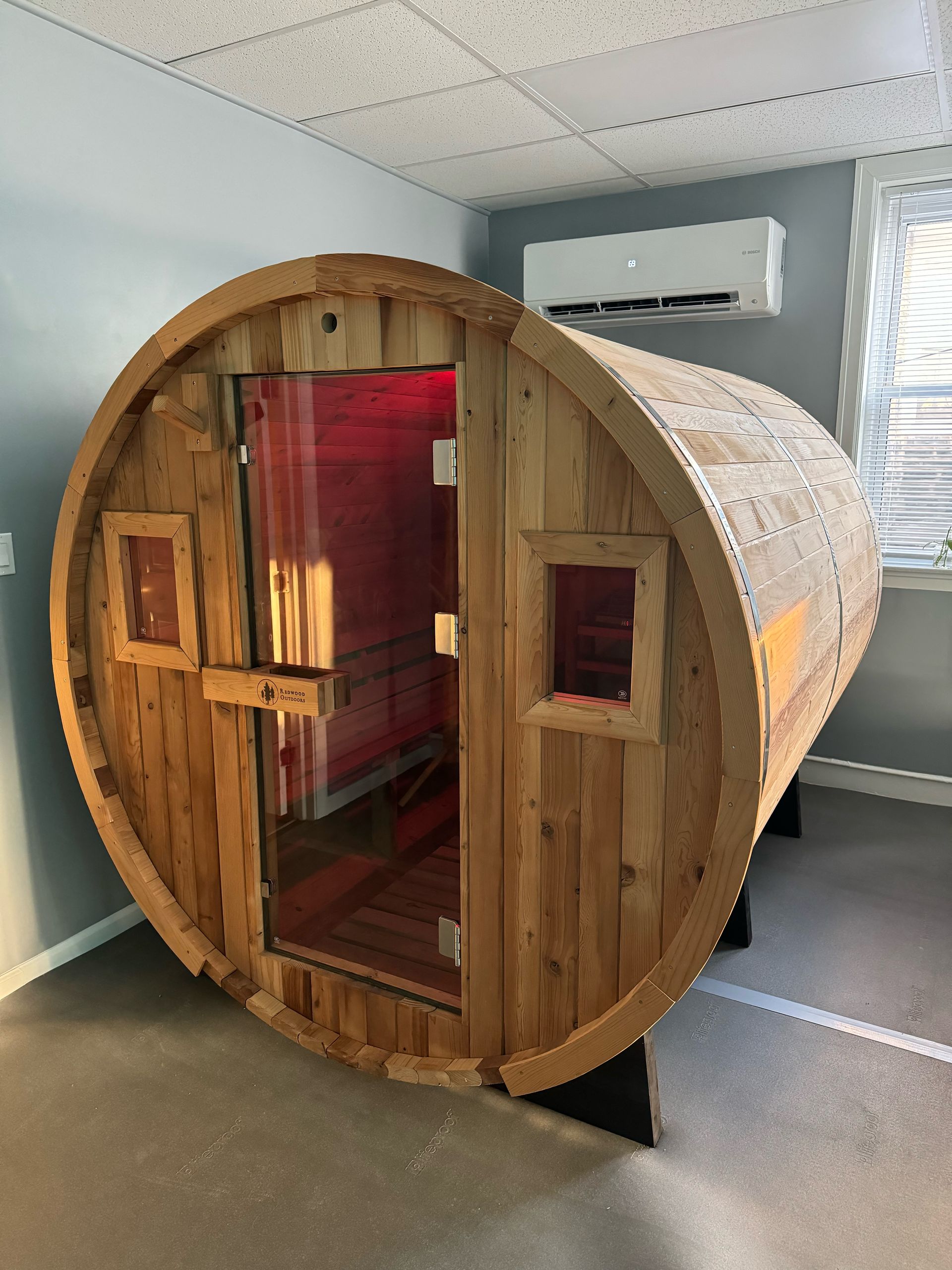 Cold Plunge Sauna Ice Bath Breathwork Wellness Therapy