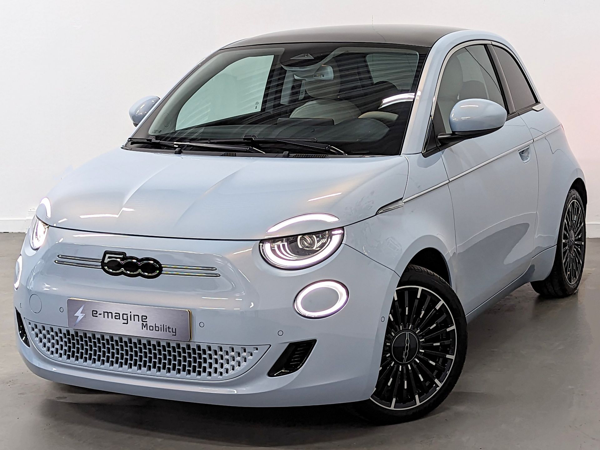 Fiat 500e 3+1 La Prima 42kWh