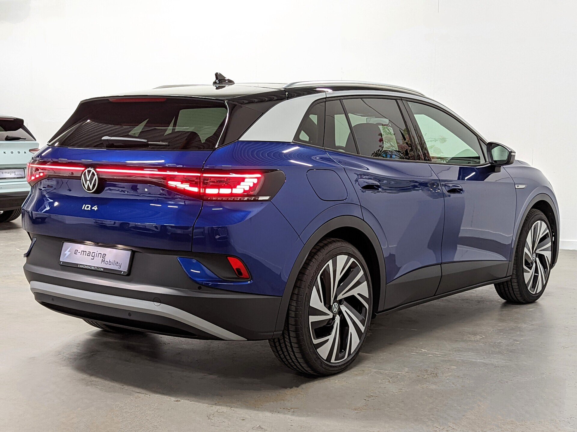 Volkswagen ID.4 1st Max