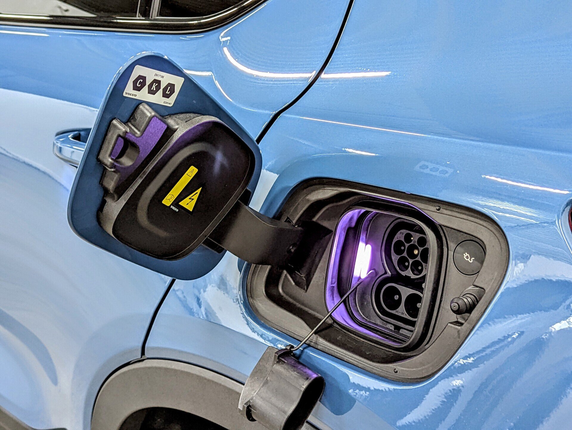 Volvo C40 Recharge Twin Motor AWD Intro Edition