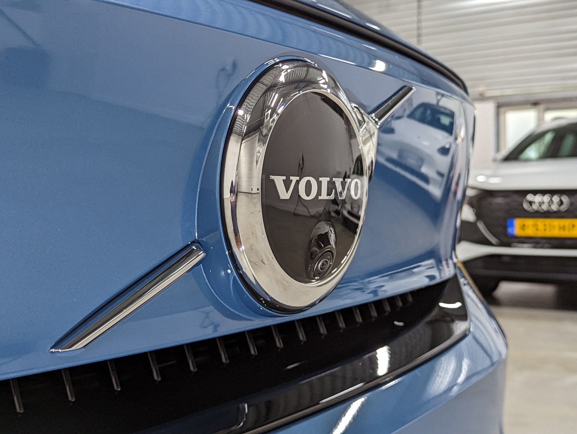 Volvo C40 Recharge Twin Motor AWD Intro Edition