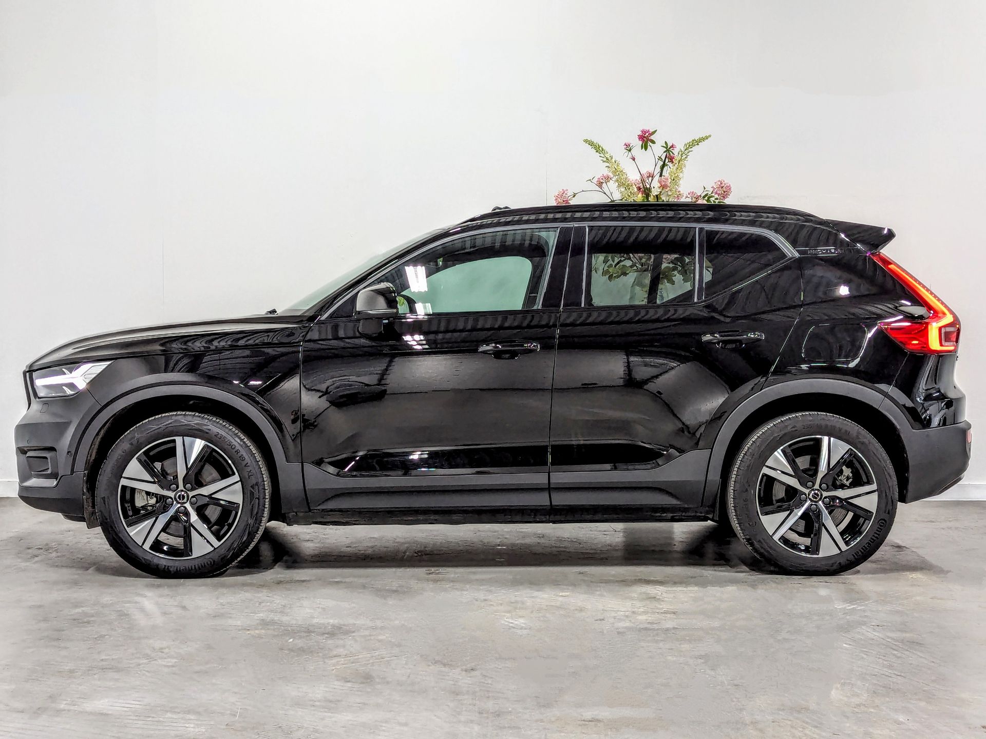Volvo XC40 Recharge Twin Motor AWD Pro