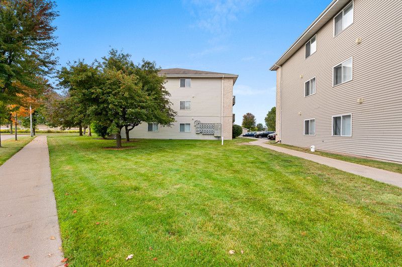 Fox Valle - Diamond Property Management