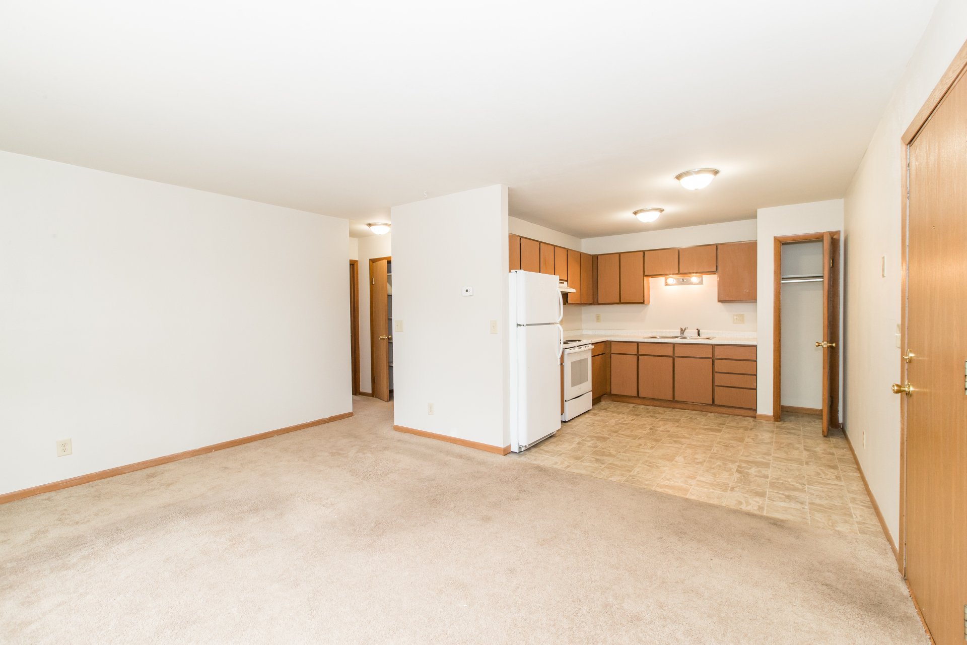 Allyson Court Apartments - Diamond Property Management, LLC