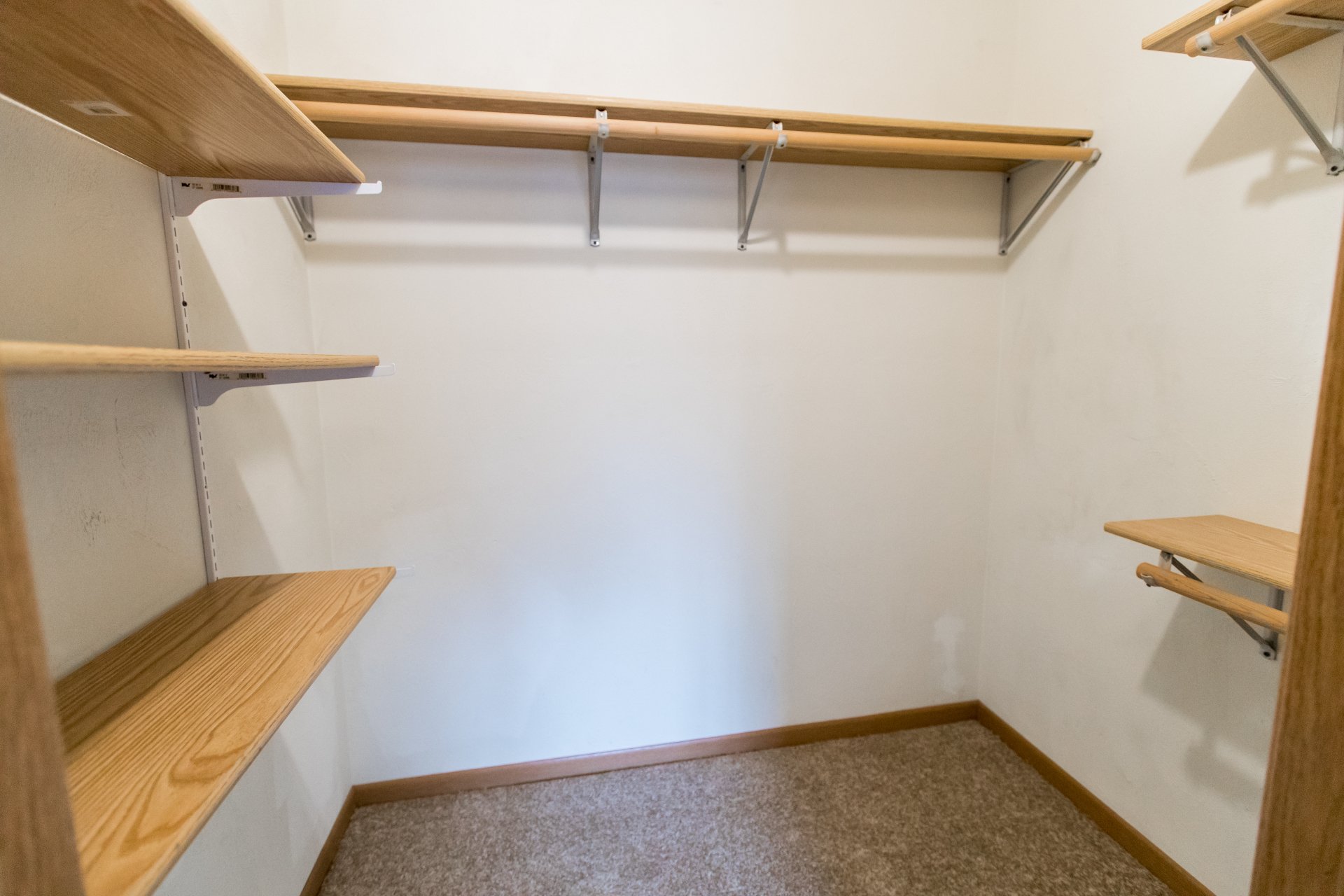 Allyson Court Apartments - Diamond Property Management, LLC