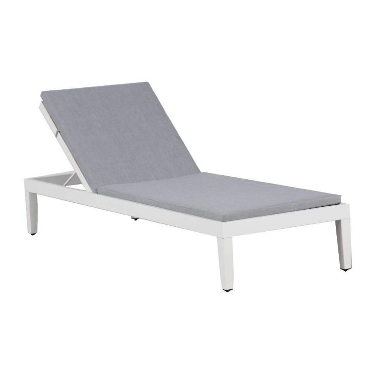 The Outdoor Scene - Adelaide