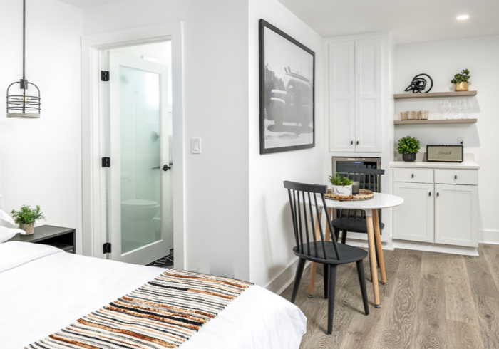 Beachfront Rooms & Cottages | Ocean Surf at York Beach