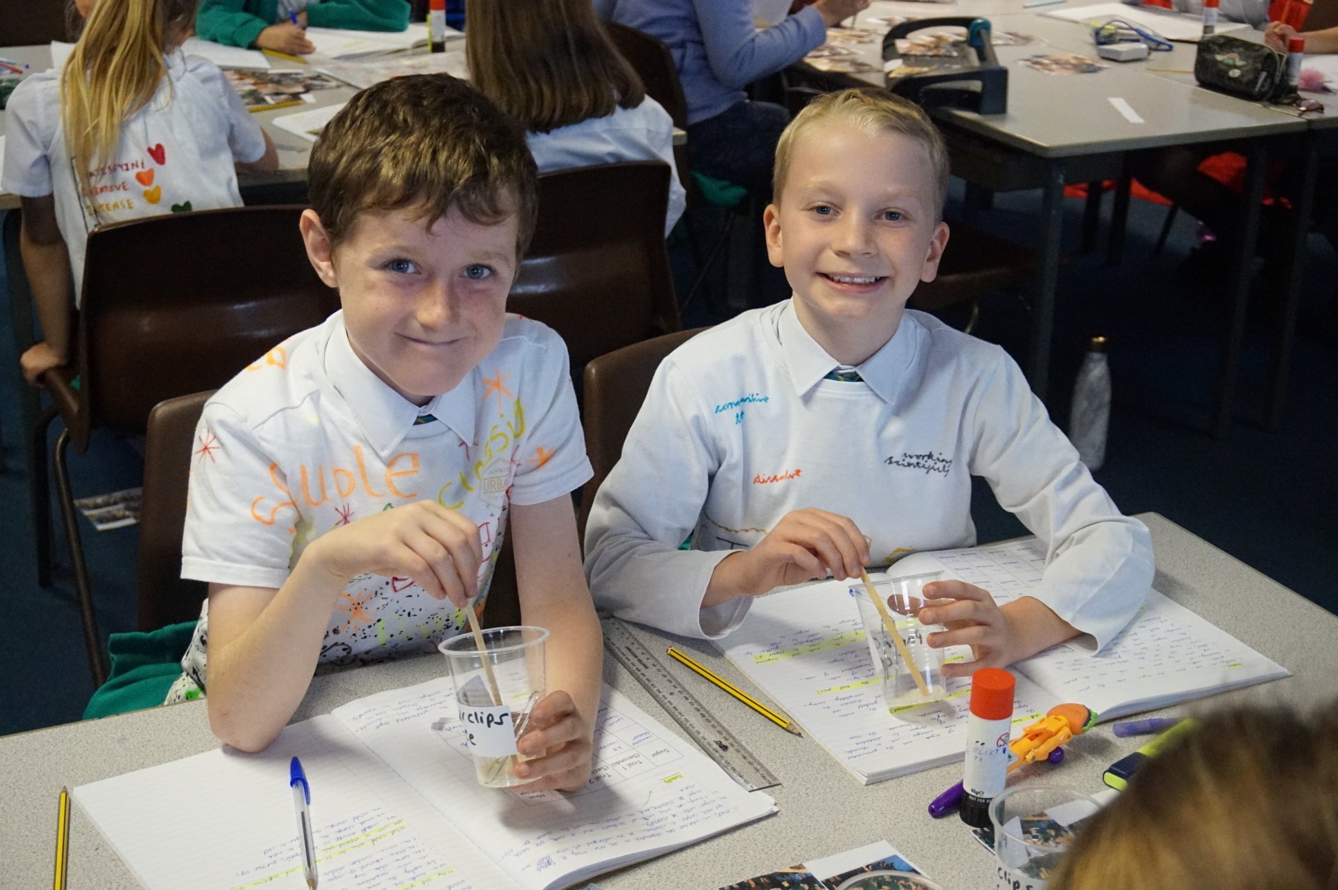 HOME [www.saintaidansprimary.org.uk]