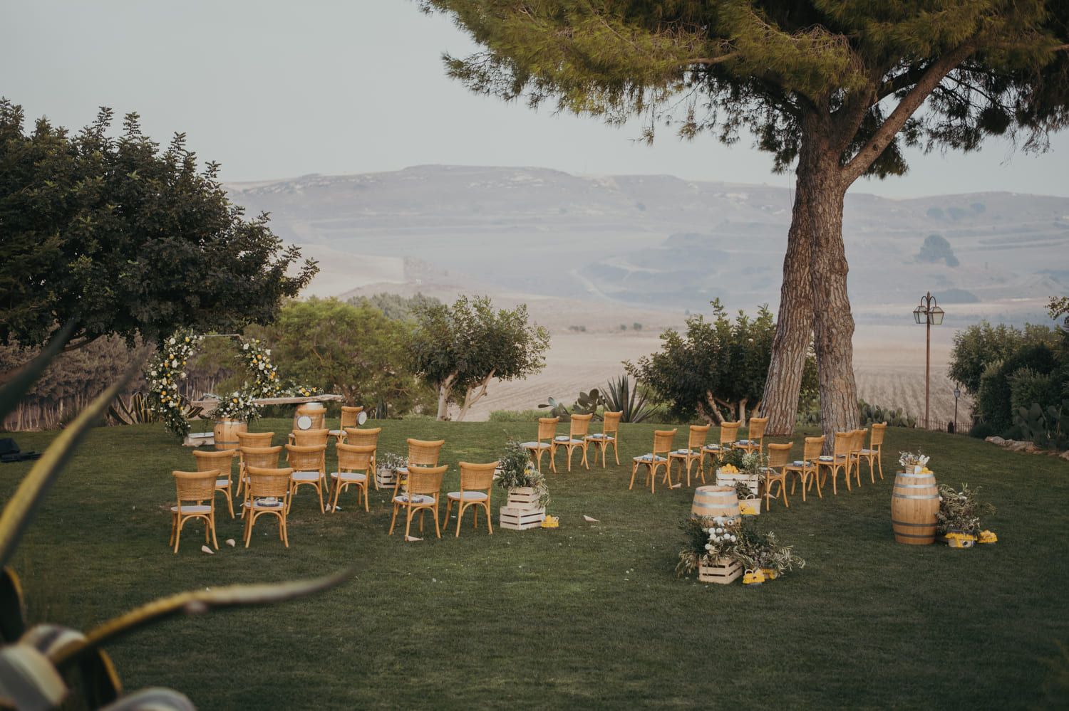 Detailed Cost of Wedding in Italy for British Couples - 2025