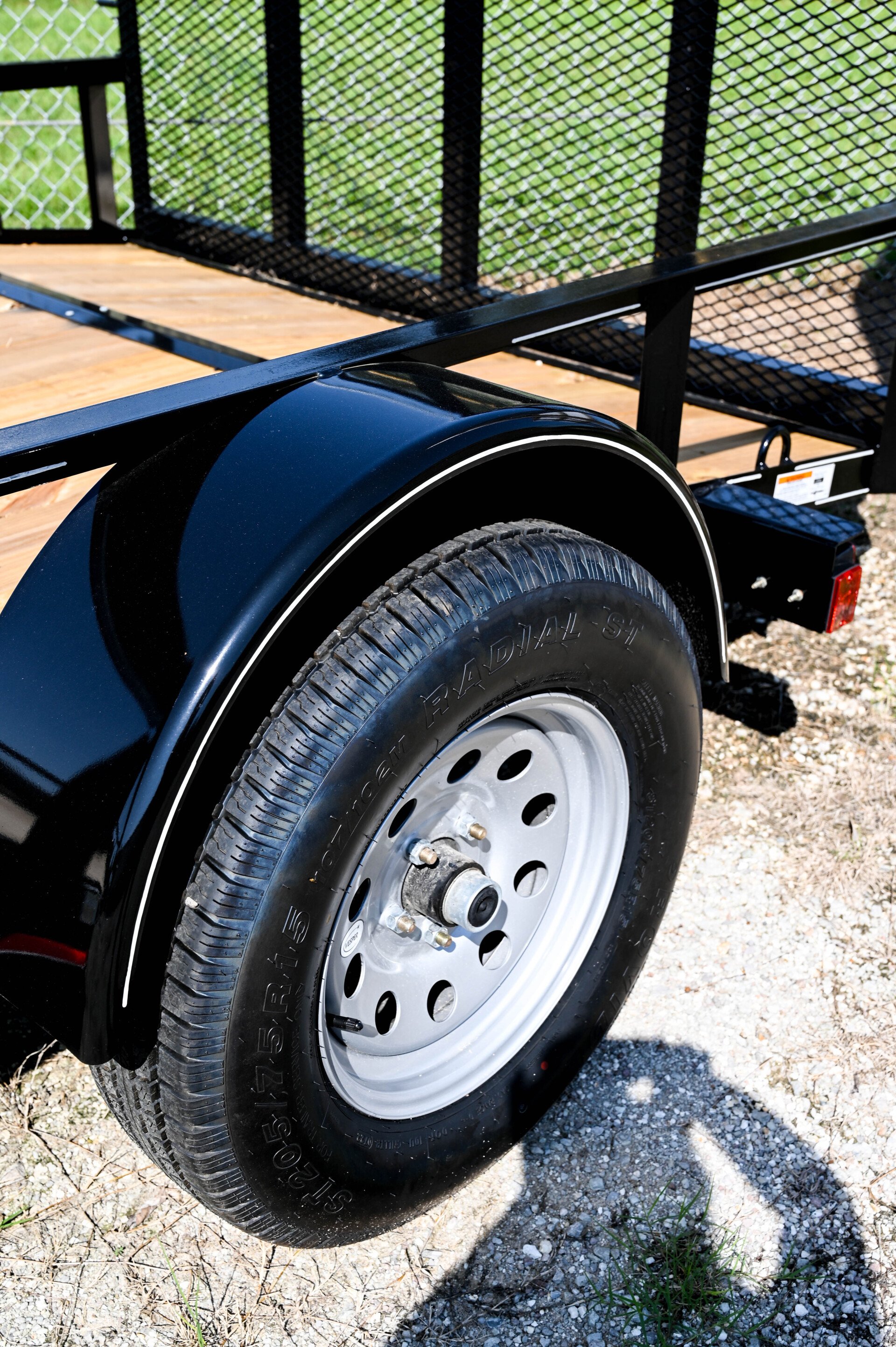 412 LLC | Self Storage | Boat & RV Storage | UHAUL Rentals | Bells TN