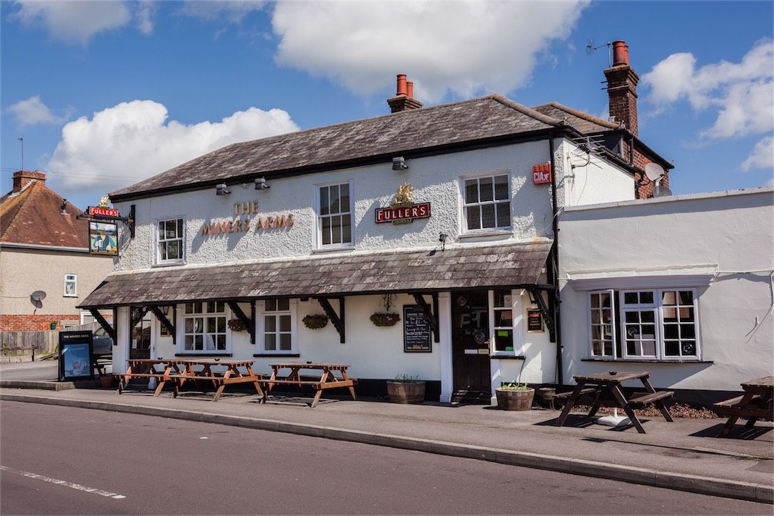Pub & Restaurant | The Miner's Arms | Funtley, Fareham