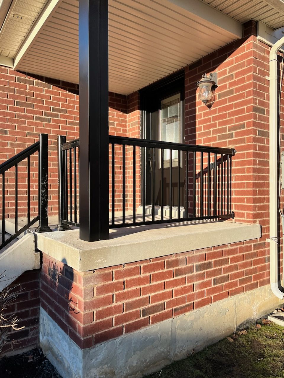 Custom Deck Railings | FenceSource Barrie