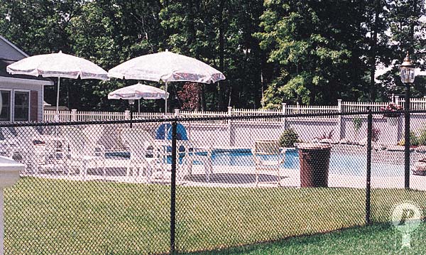 Fence & Deck Supplies & Materials | Black Aluminum & Vinyl Products