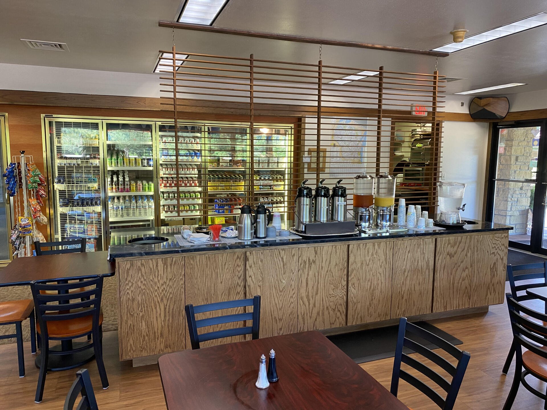 About Us | Spring Valley Inn