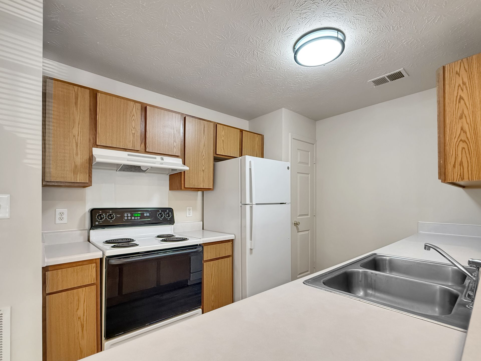 Springview Apartment Homes | Newburgh, IN