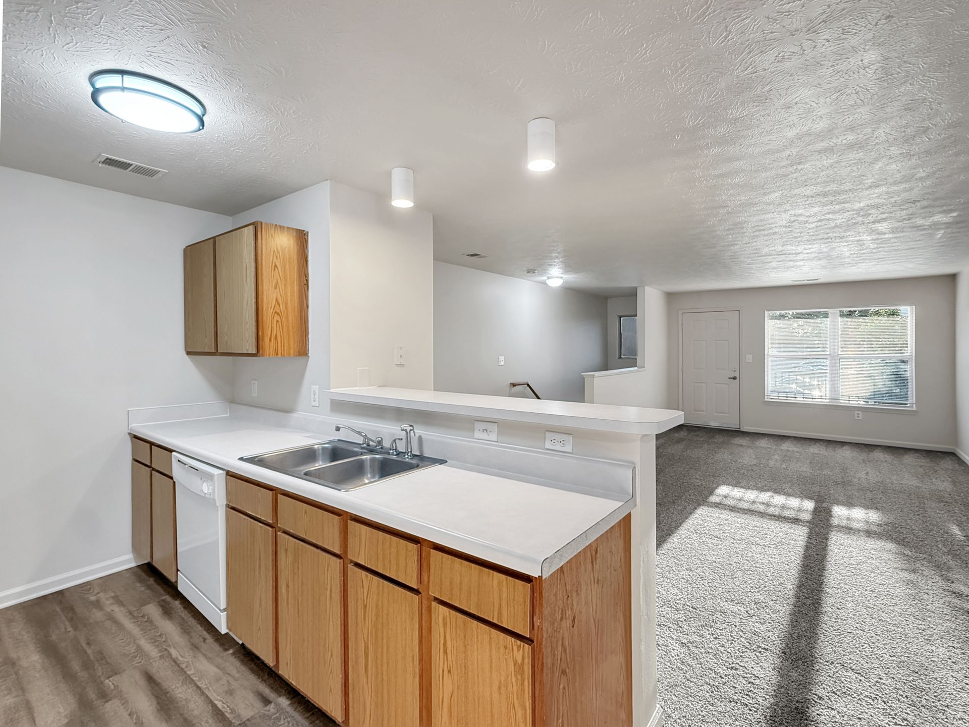 Springview Apartment Homes | Newburgh, IN