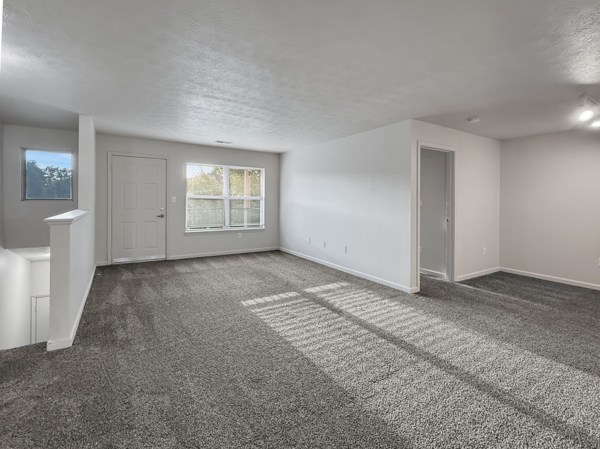 Springview Apartment Homes | Newburgh, IN